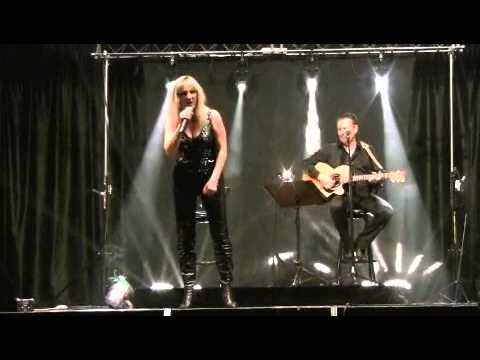 Mary Wanda chante "La Visite" de Lynda Lemay - YouTube