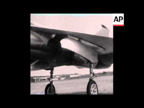 CAN 193 NEW JET FIGHTER BAC 221 UNVEILED - YouTube