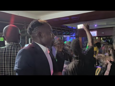 Steve Kay_ Performing liive In the CBD of Nairobi. - YouTube