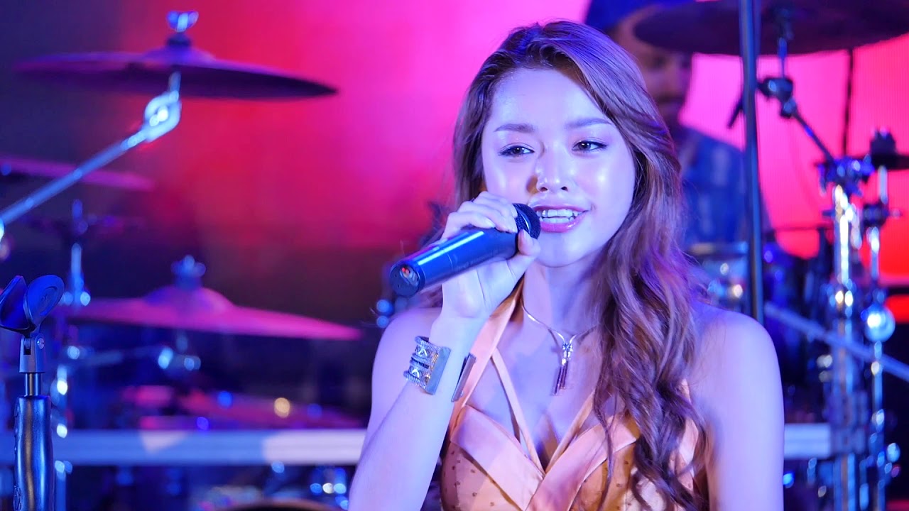 euan grey & suzana reth live @ battle of the bands 2019 finale ...