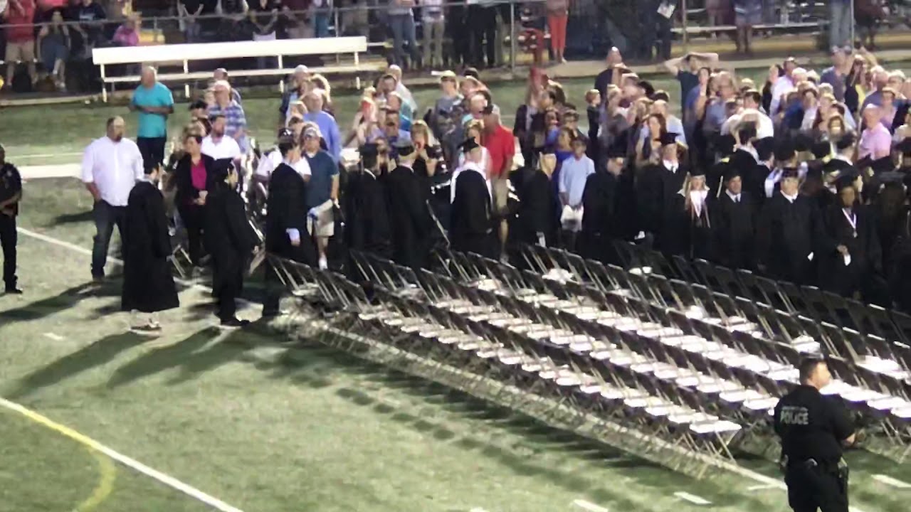 Graduation seating - YouTube