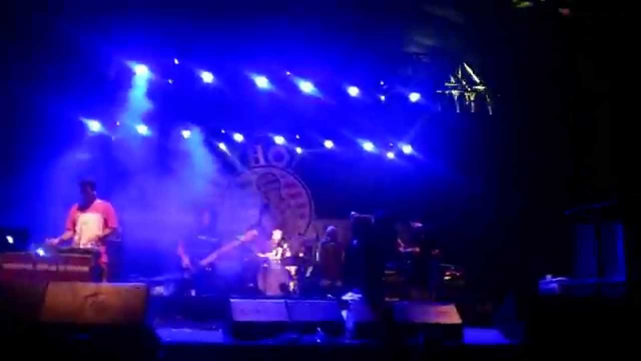 Issues Love Sex Riot Live In Jakarta 2014 Youtube