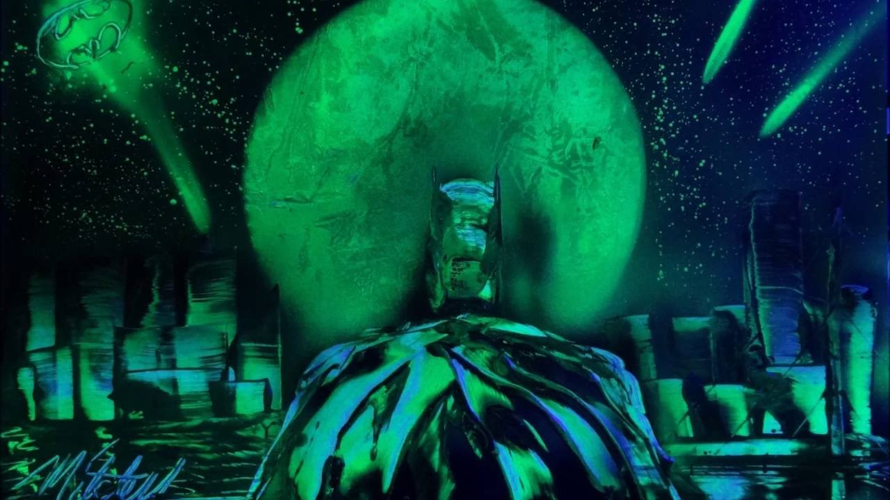 Fluorescent yellow Batman Spray Painting. - YouTube