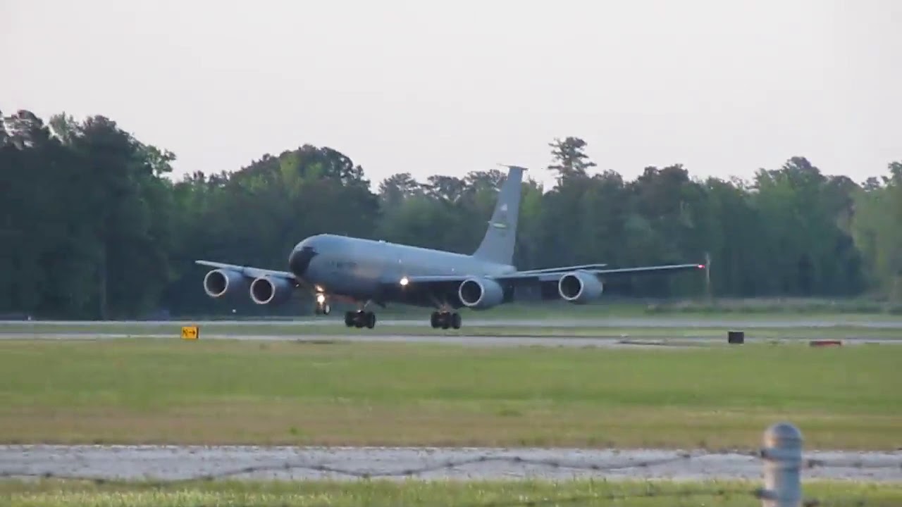 KC-135R at ILM - YouTube
