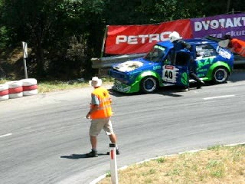Crash VW Golf MK1 - Petrol-Ferrari Ilirska Bistrica 2006 - YouTube