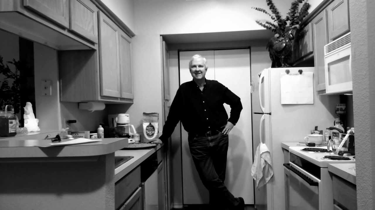 Bill Burrow's Famous Peanut Brittle - YouTube