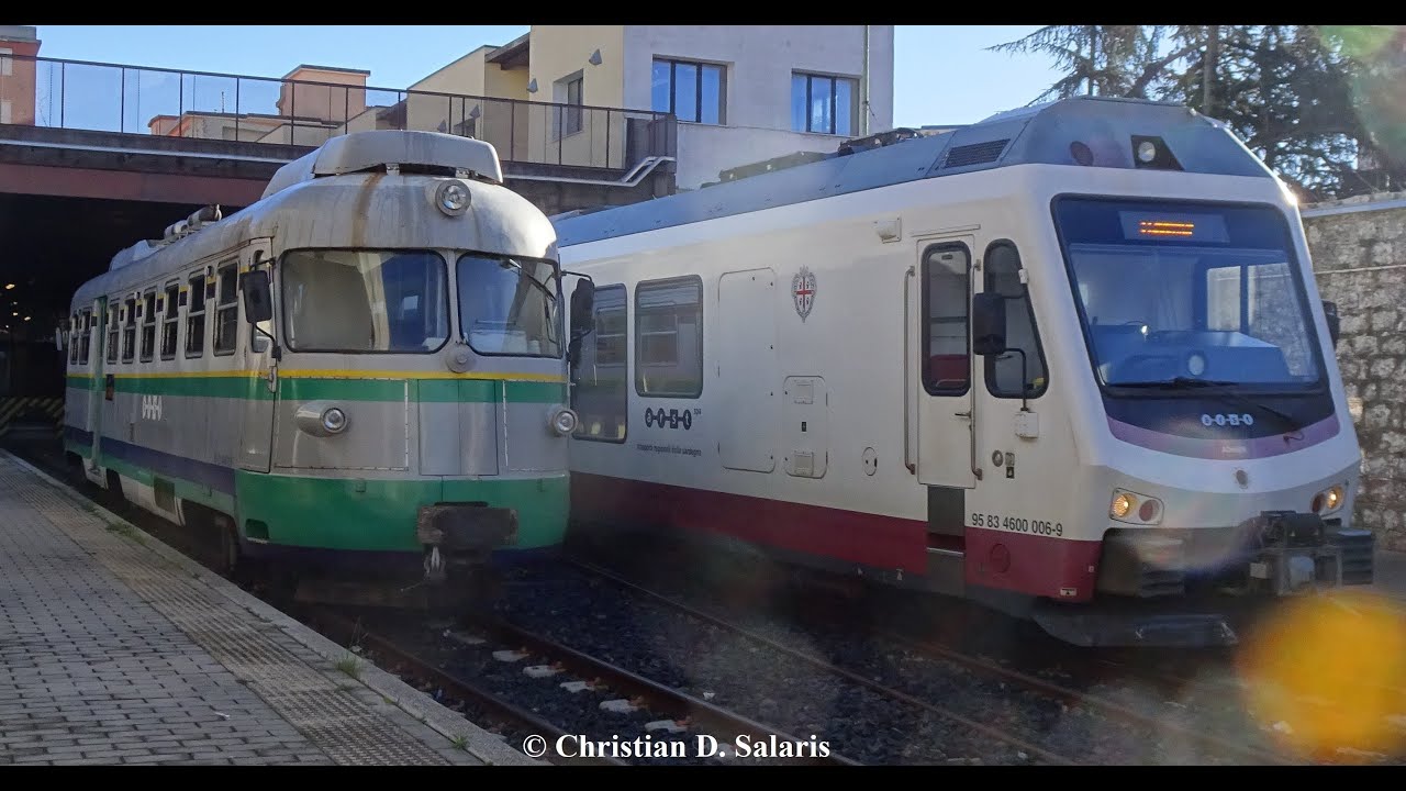 arst - ADeS06 in partenza da Nuoro per Macomer - YouTube