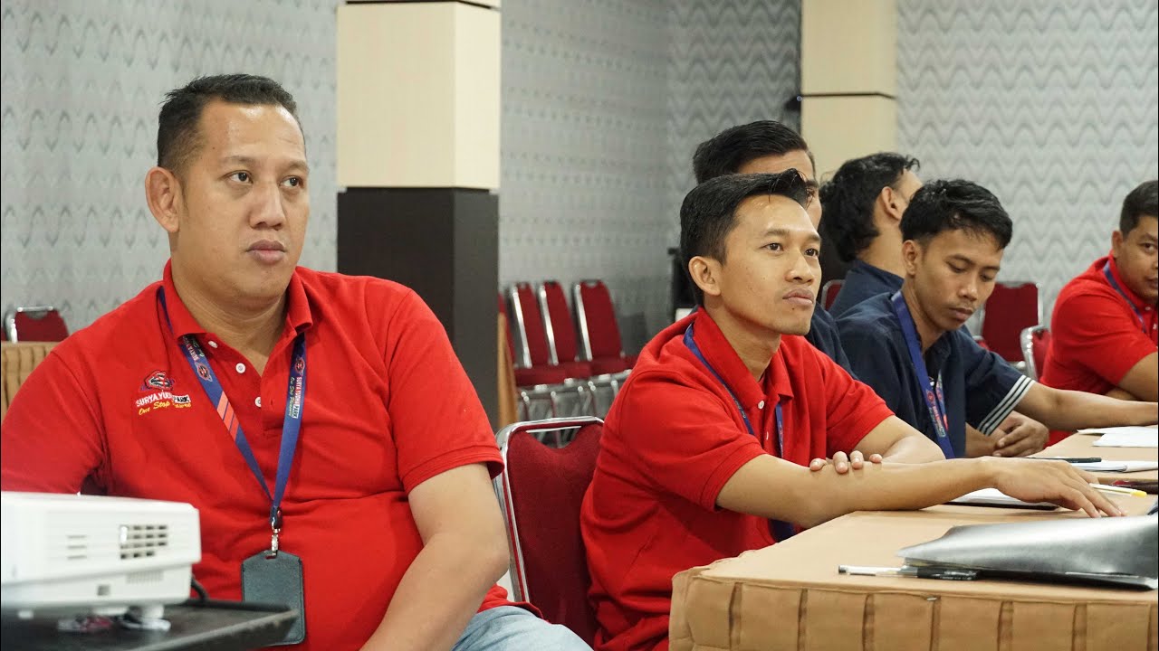 Training Operasional Laundry Hotel Surya Yudha Banjarnegara - YouTube