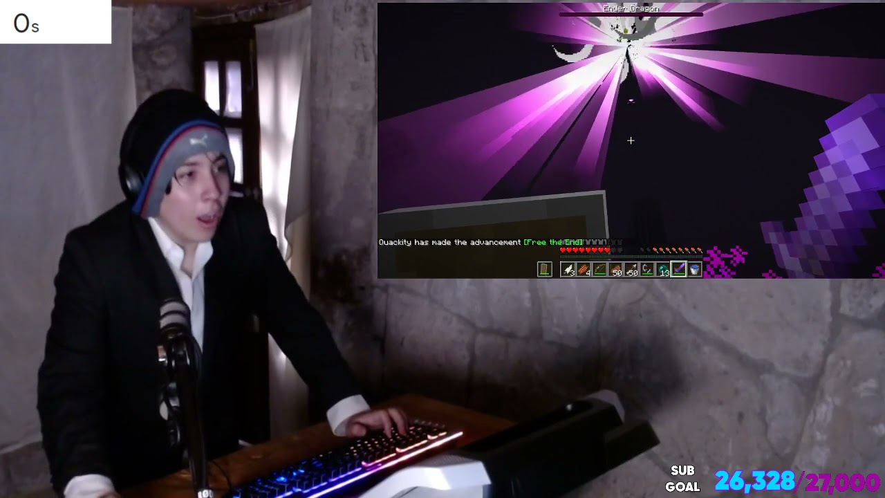 Quackity Kills the ENDER DRAGON on TREADMILL... - YouTube