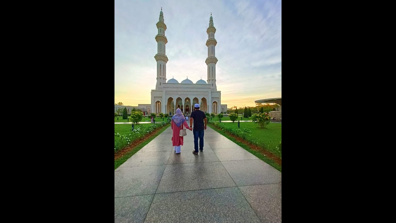 MASJID SERI SENDAYAN - During sunset - YouTube