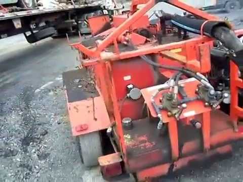 UEP-1211 Marathon Kera 145HD Crack Sealing Machine 518-218-7676 - YouTube