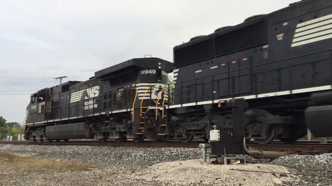 NS 9949 East Sandusky, OH 10/10/17 - YouTube