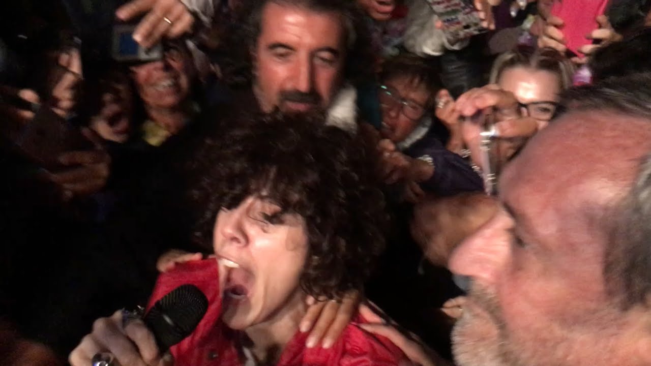 Lp - Free To Love (Pavia) - YouTube
