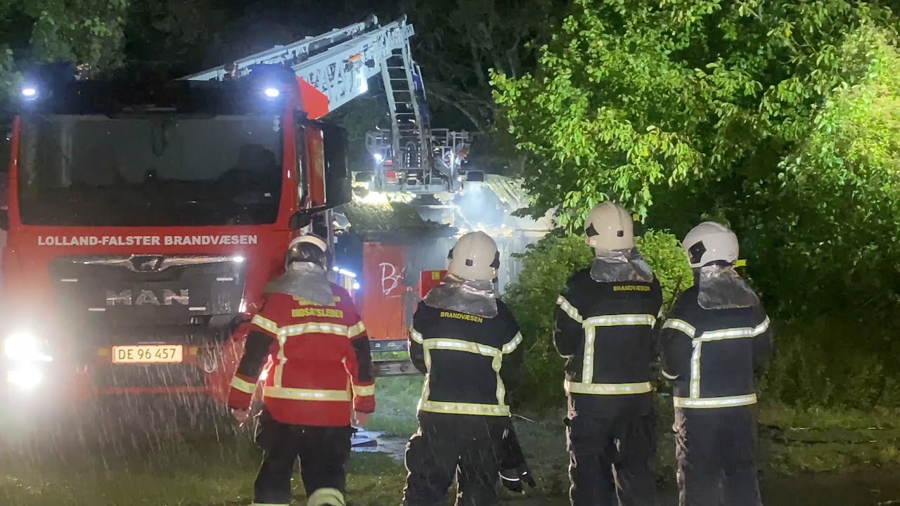 13.10.23 | Shorts | Nykøbing F | Brand i dueslag/udhus | Fire in an ...