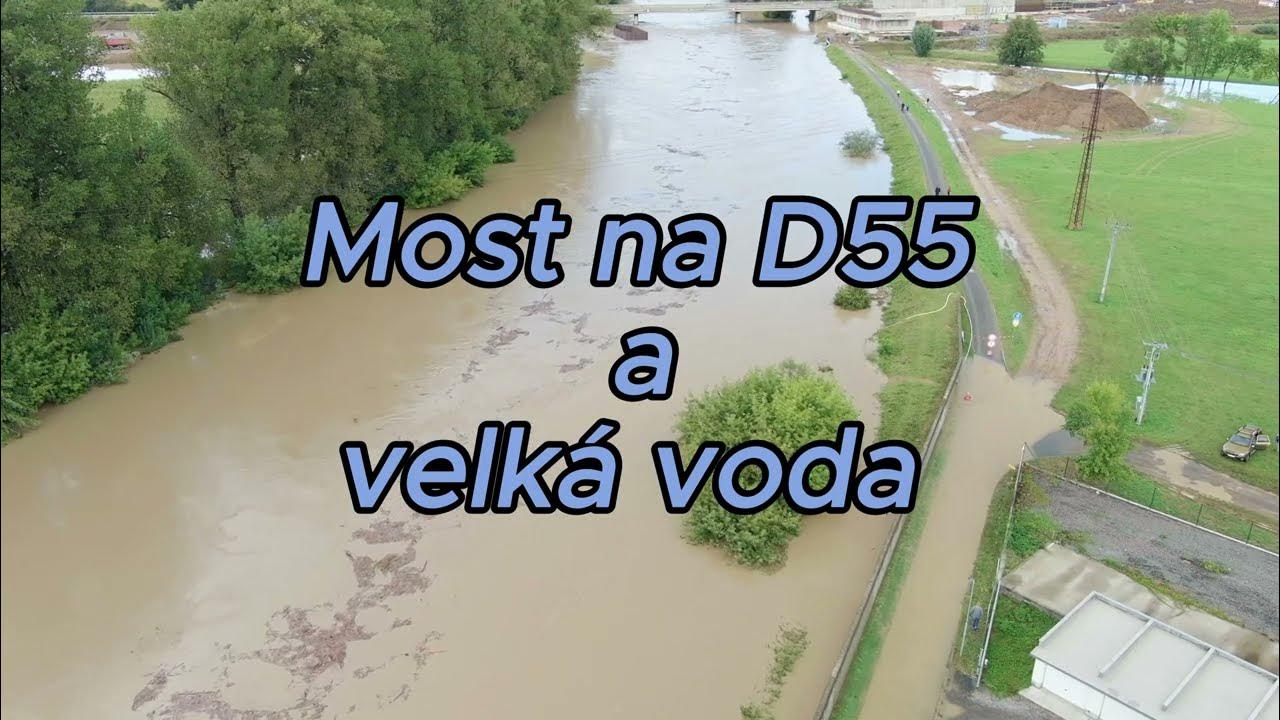 Most na D55 u Napajedel - YouTube