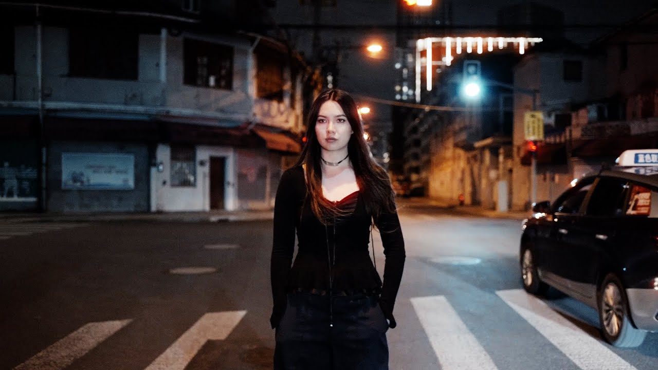 Blue Foundation – “Harsh Love” feat. Helena Gao - YouTube