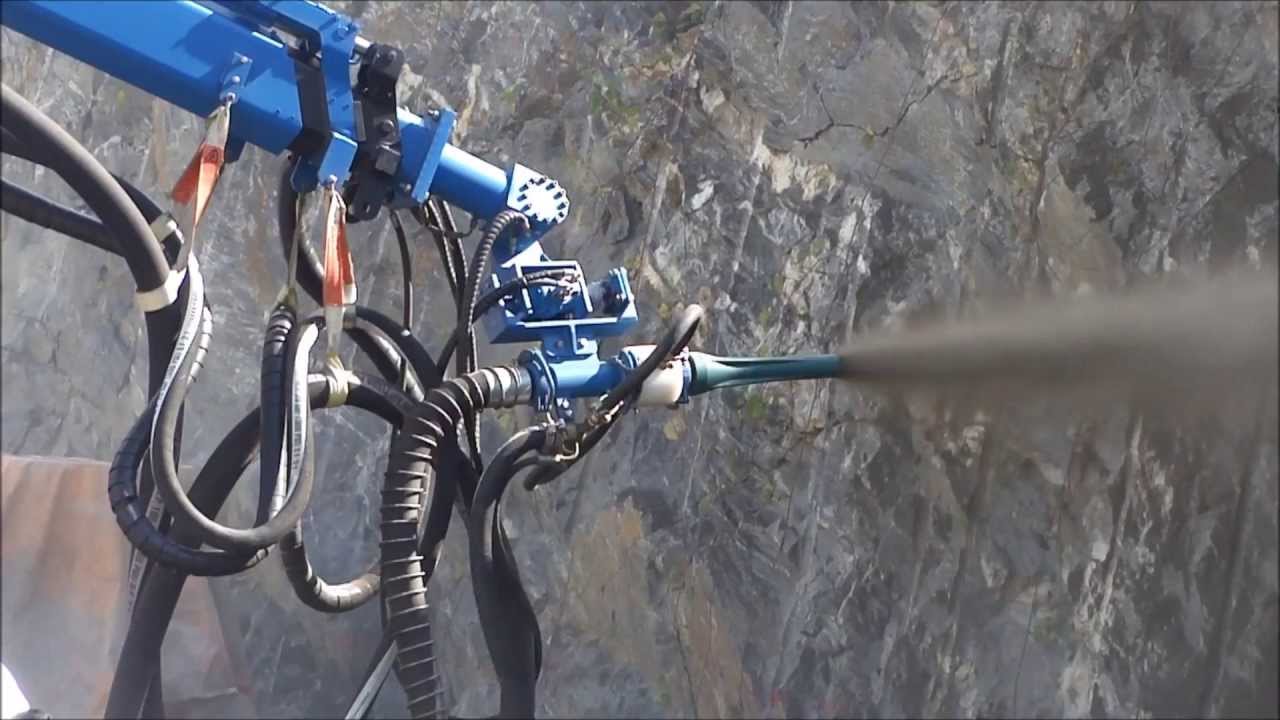 Concreto Projetado com uso do Robojet - YouTube