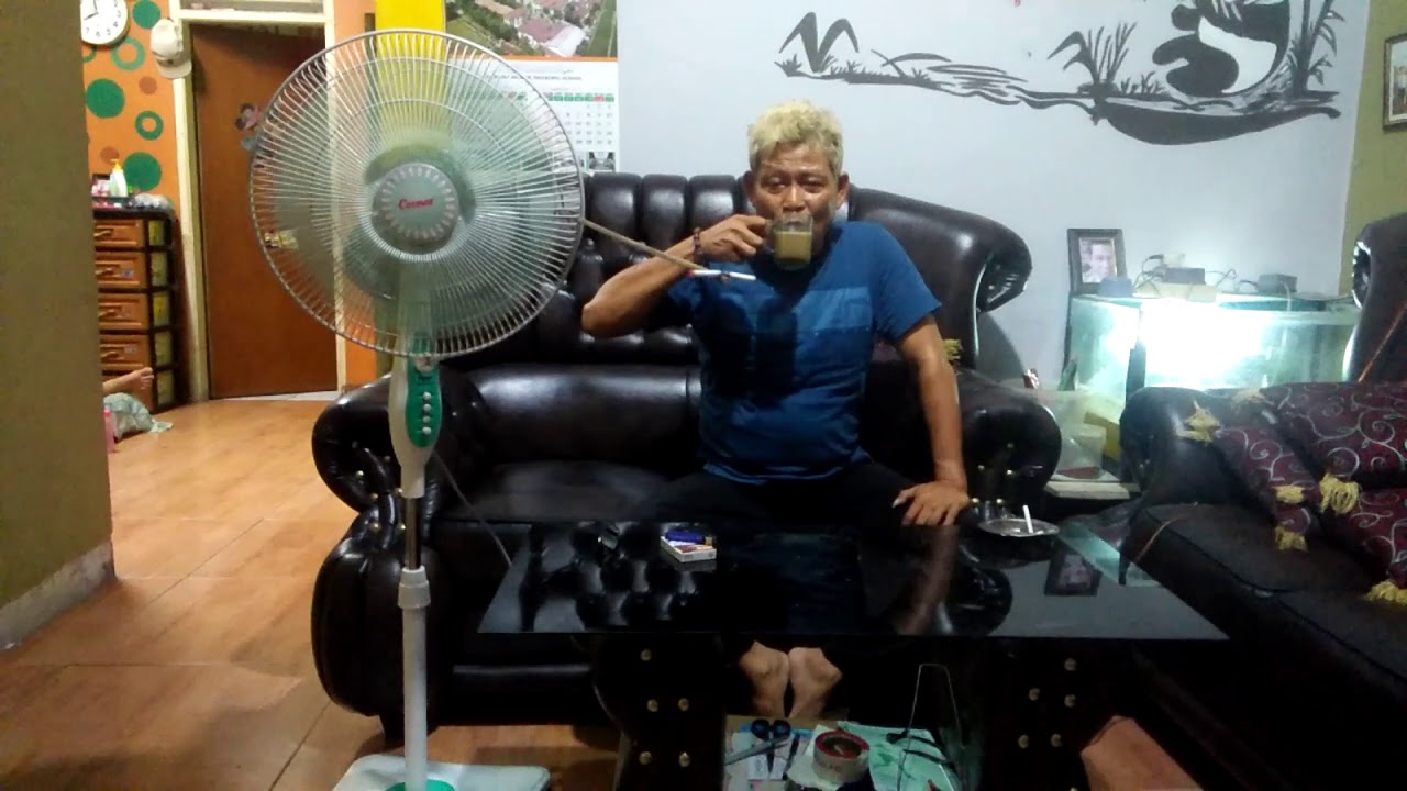 Pembantu Robot seperti ini . - YouTube