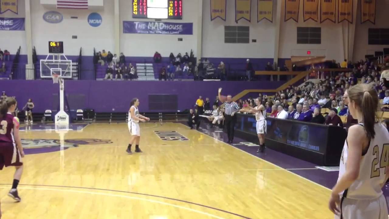 Meghan Comer buzzer beater 3-pointer at half - YouTube