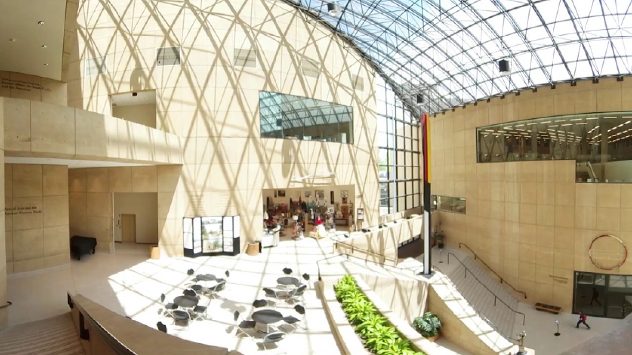 360 Video Tour of the Eskenazi Museum of Art at Indiana University ...