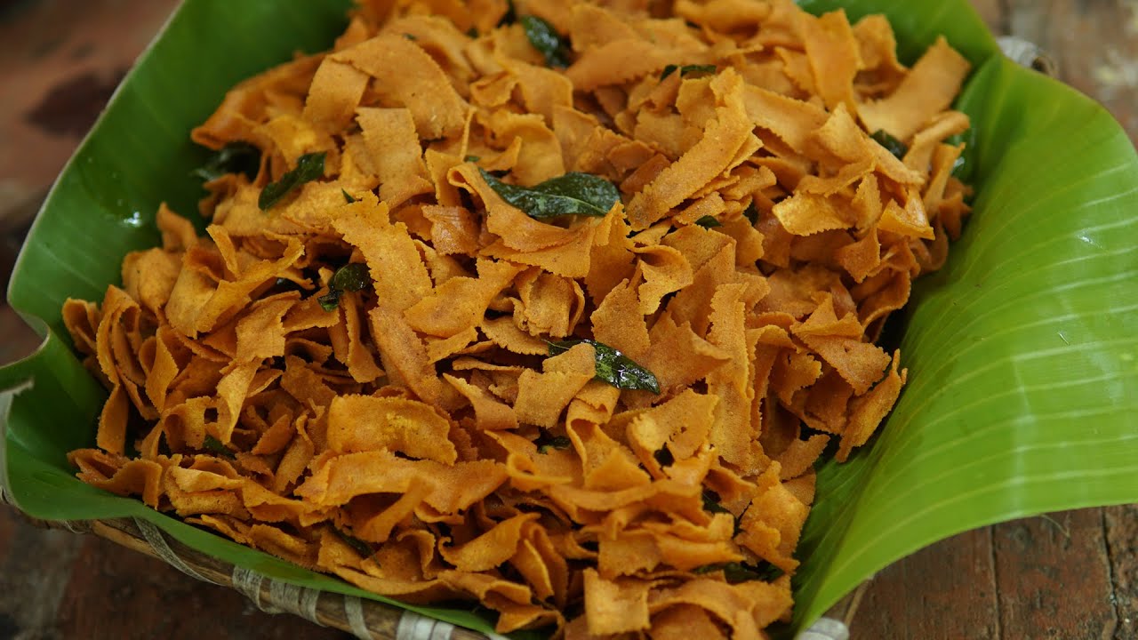 Kerala Style Pakkavada Recipe - Ribbon Pakkavada - YouTube