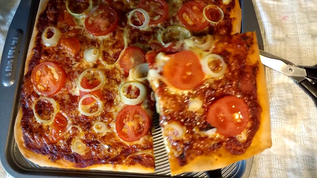 How to Make Homemade Pizza with Fresh Dough from Bread Maker machine ...