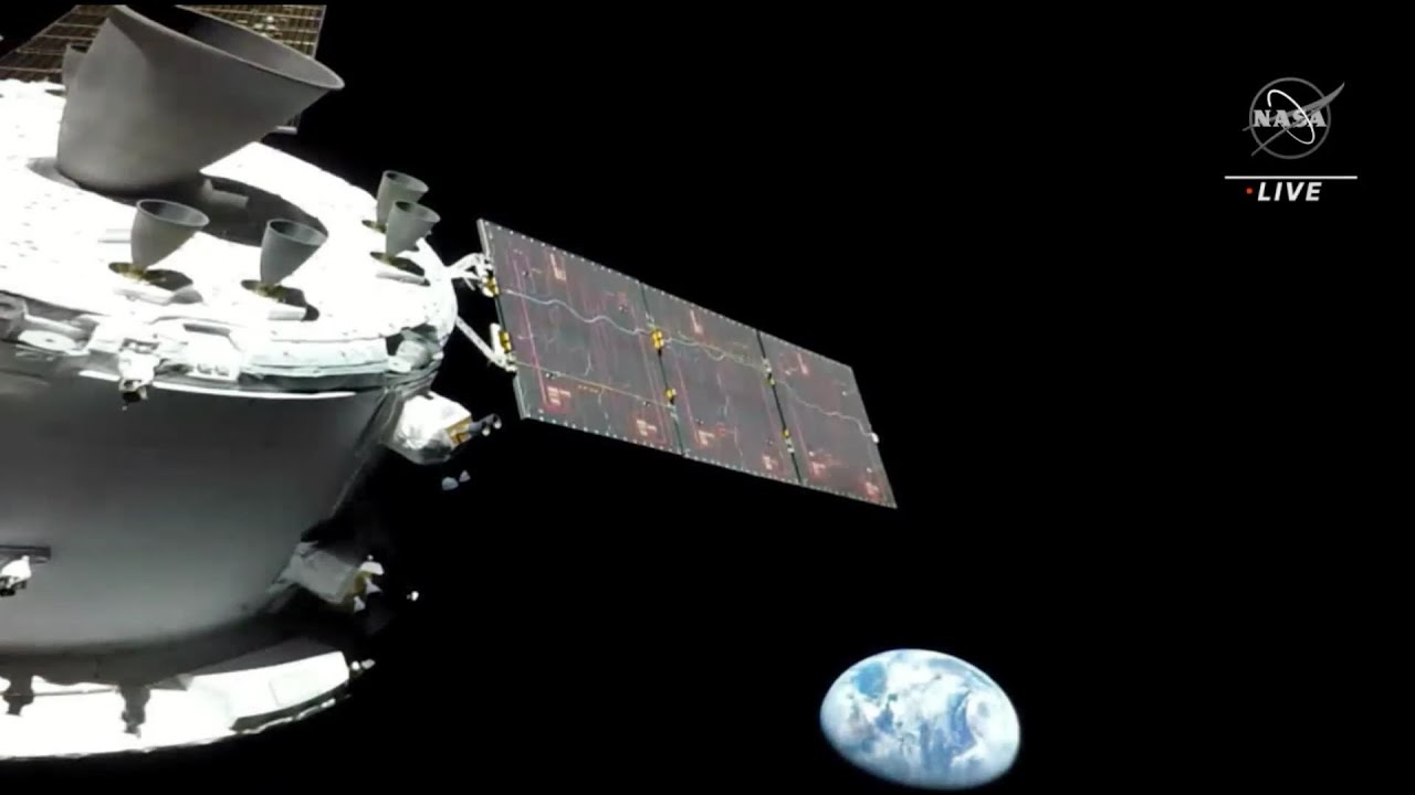 See Artemis 1's Orion spacecraft and Earth in stunning view from space ...