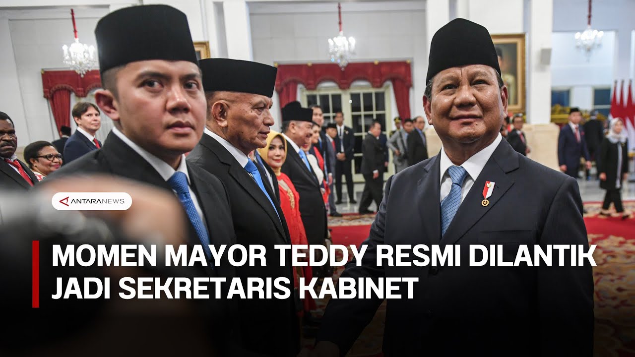 Momen Mayor Teddy resmi dilantik jadi Sekretaris Kabinet - YouTube