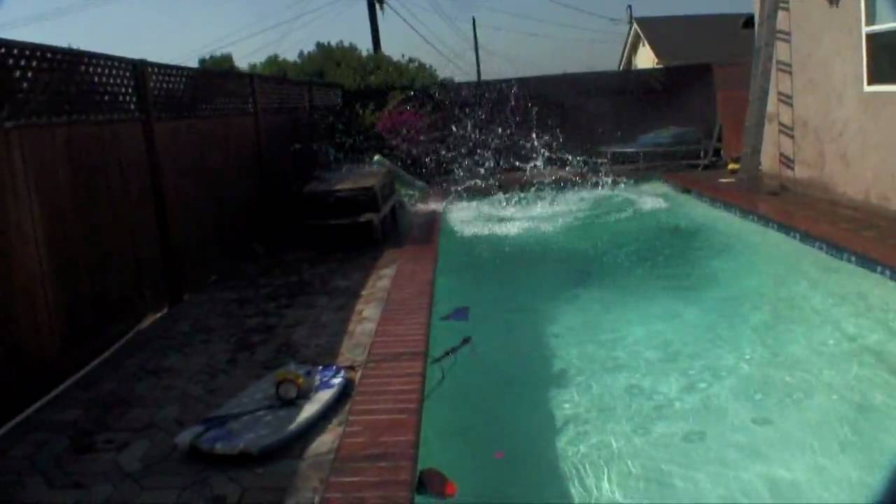 Roof Jumping into Pool - YouTube