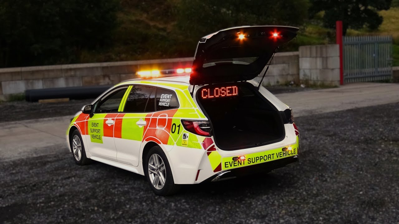 ⚠️ Event Traffic Safety Vehicle | Amber Light Installation & VMS ...