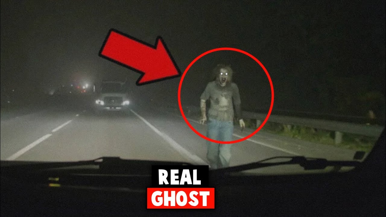 अचानक हमला कर दिया 😱।पुरानी आवाज।Real ghost caught on camera|Real ghost ...