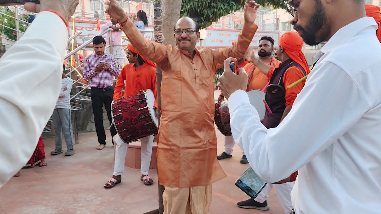 Hanumat Dham live! Darshan - YouTube