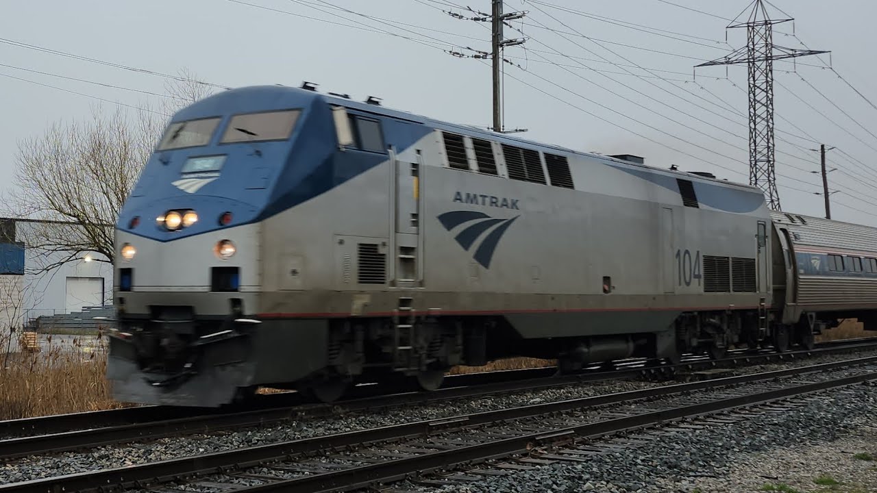 (Nice Driver) Amtrak 63 / VIA 98 (Maple Leaf) - 104 In Hamilton Ontario ...