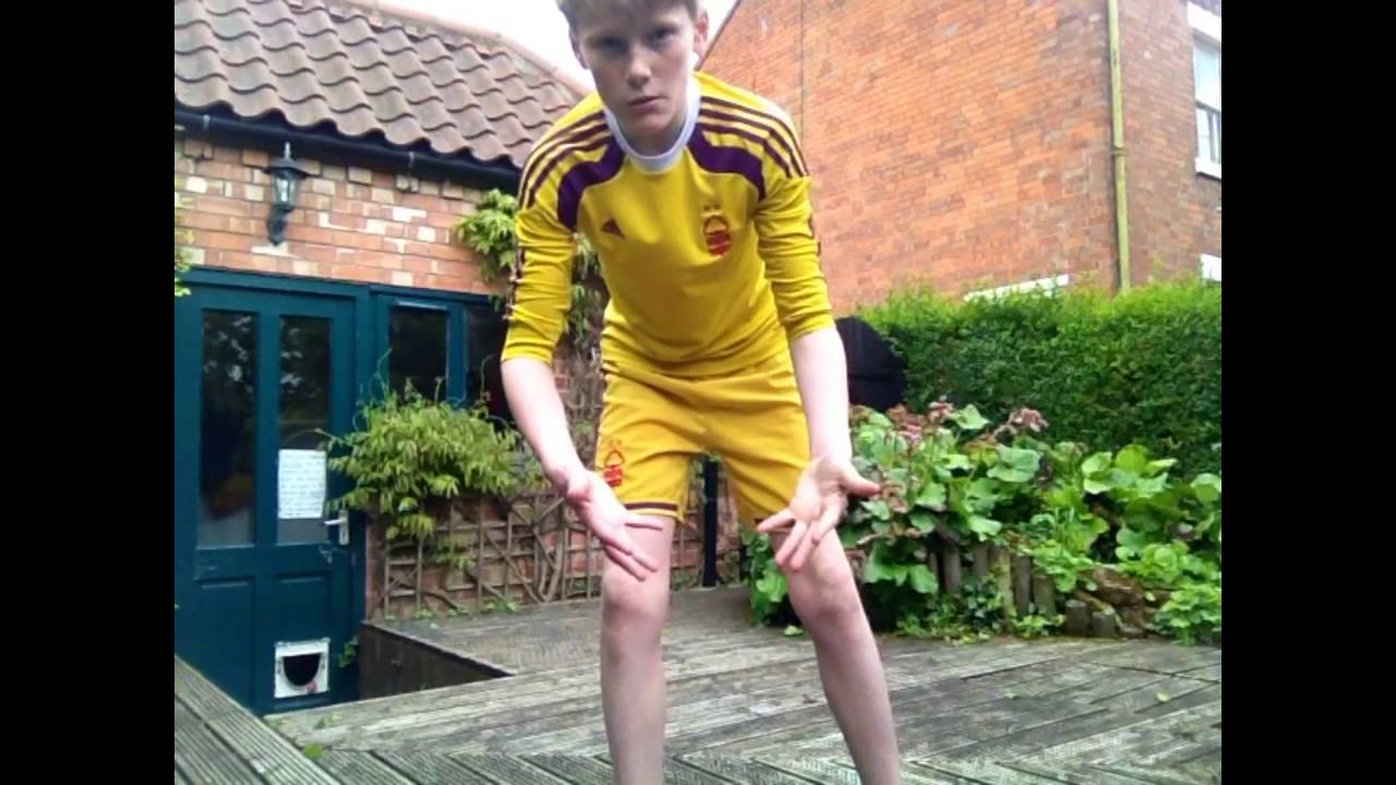 How To Do My Favourite Flick Up - YouTube