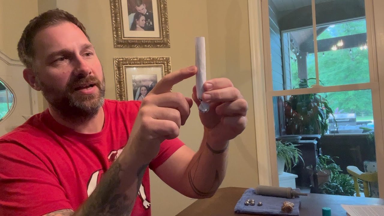 How to Make Musket Cartridges - Two Methods! - YouTube