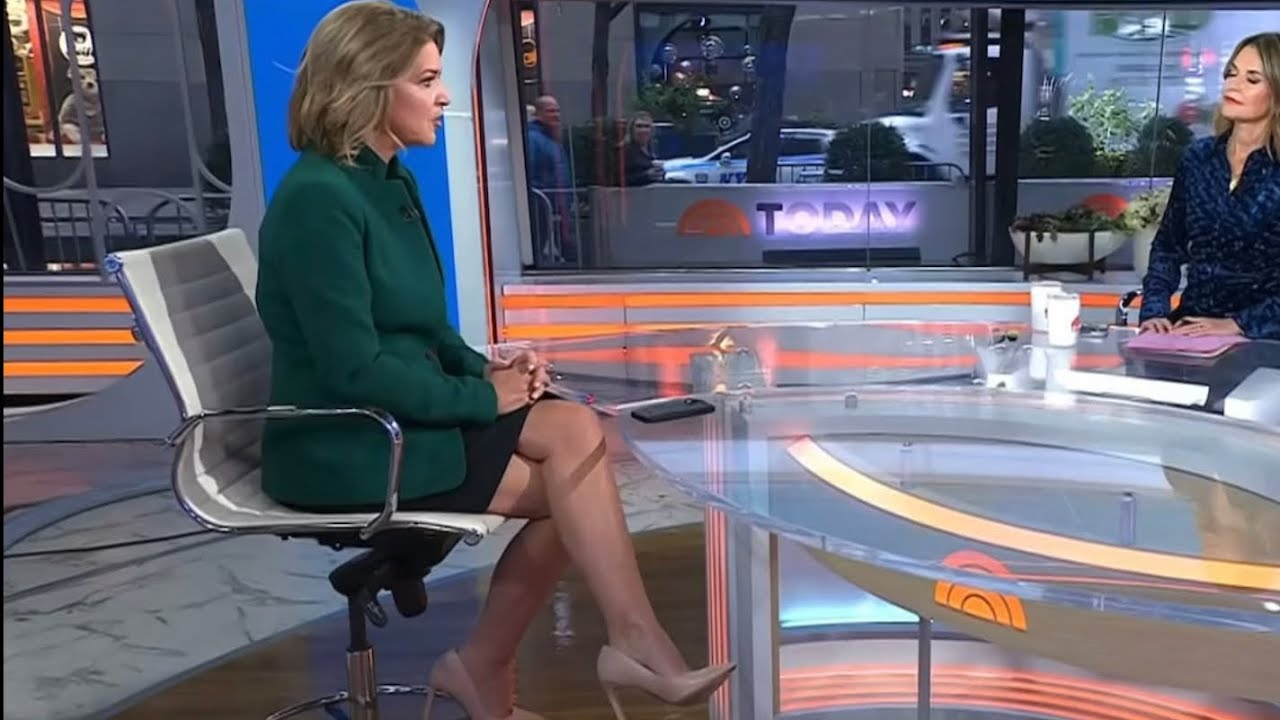 Christine Romans (Today Show NBC) 11/10/23 - YouTube