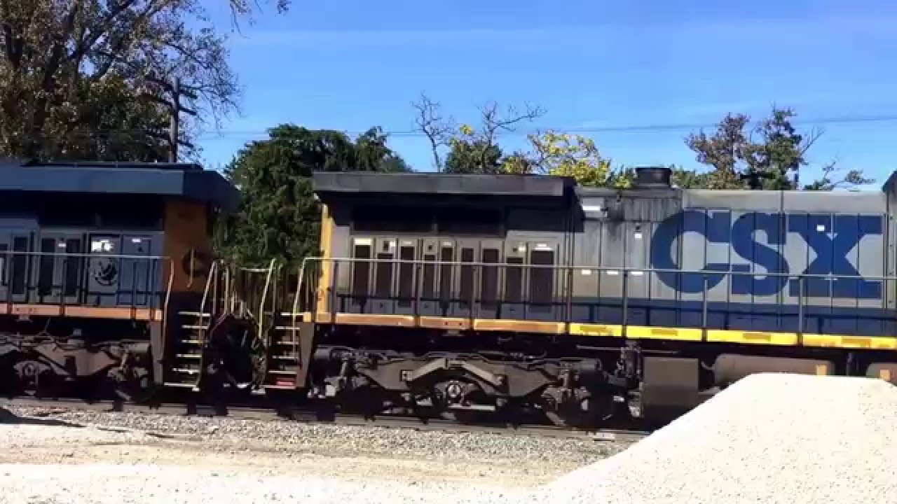 CSX 450 w/ a SWEET K5HR24 - YouTube