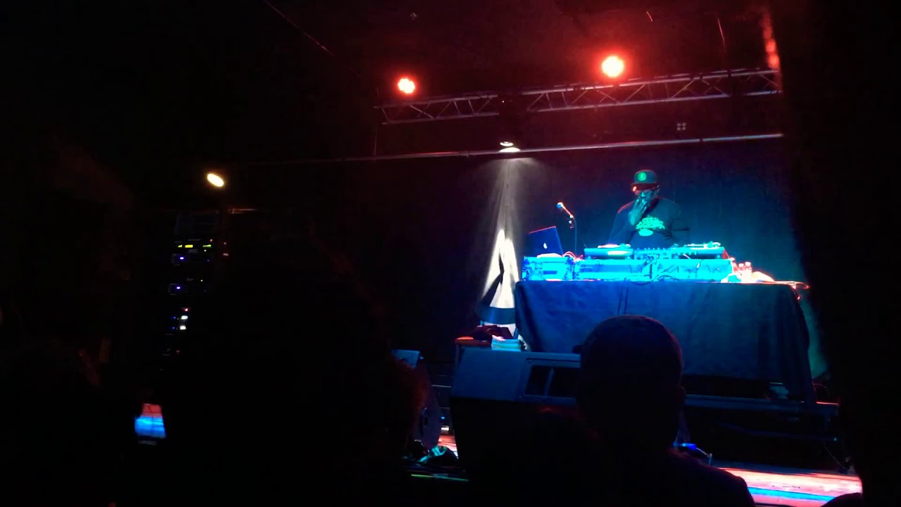 DJ Static at Club Red - YouTube