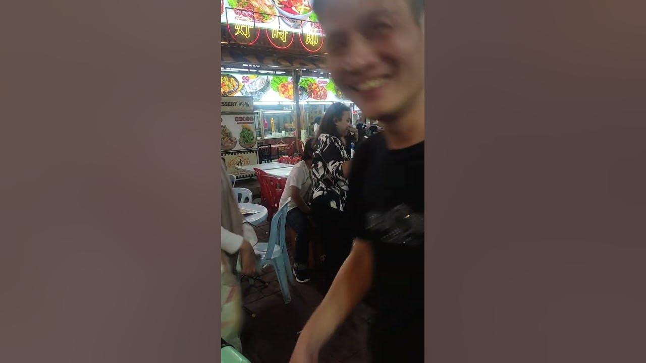 Bukit Bintang | Kuala Lumpur night life - Food Street and Amazing voice of local singer - YouTube