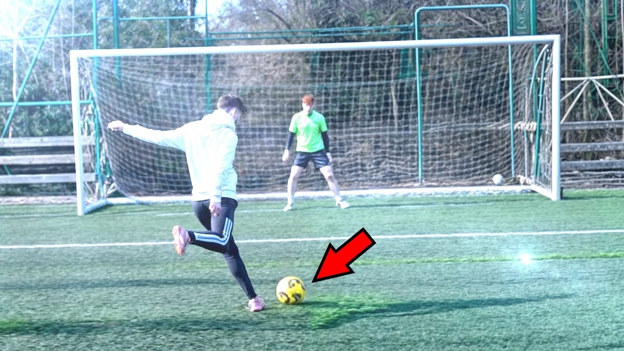 Which FOOTBALL Is The BEST... CHEAP Vs EXPENSIVE - YouTube