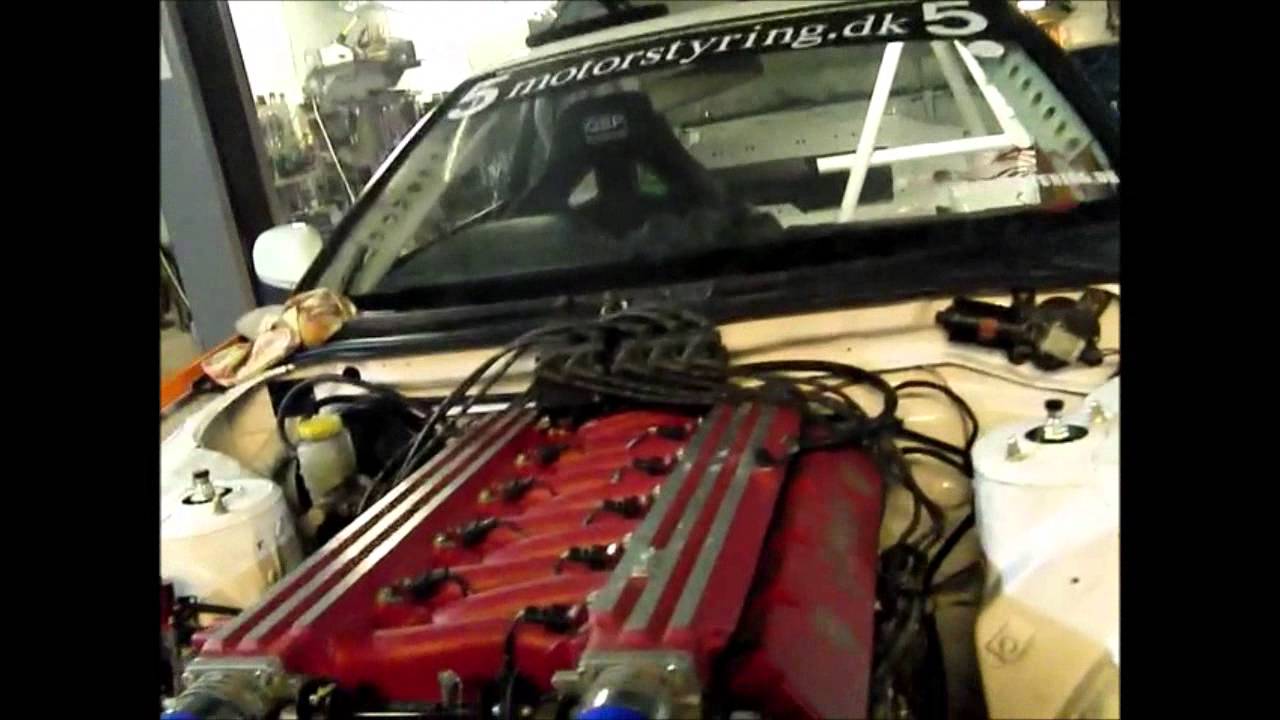 R34 Skyline With Viper 8.0L V10 Engine - YouTube