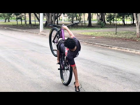 PRIMEIRO TREINO DE GRAU COM A HUPI NAJA ARO 29!😍🔥 (teve até rolê de motorizada kk)