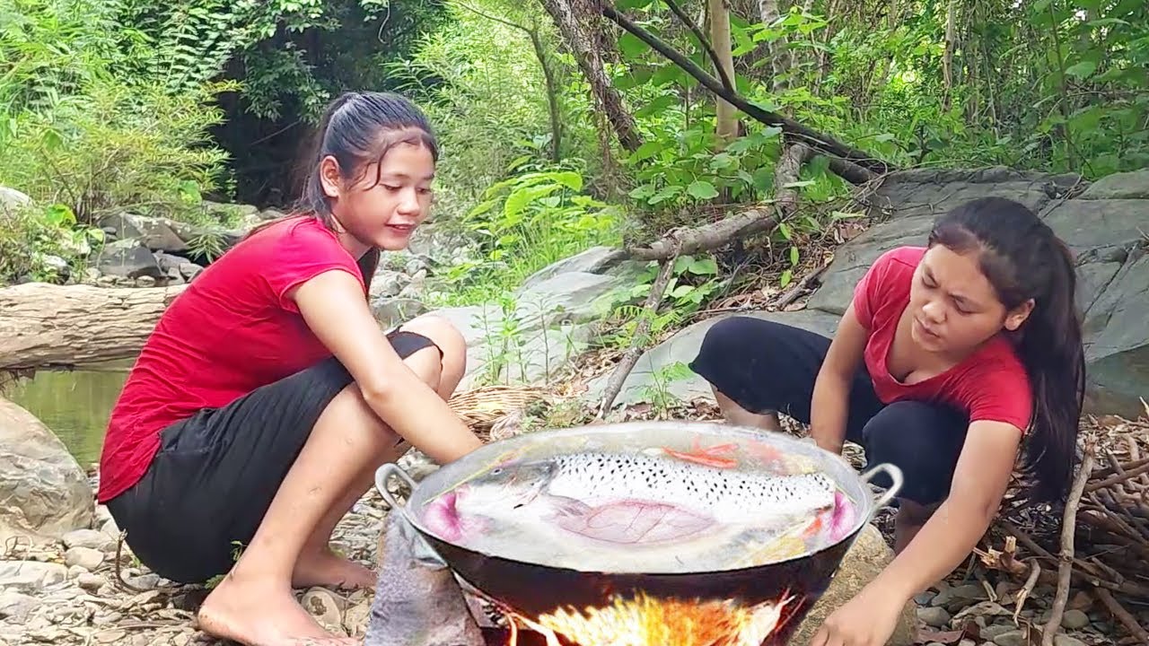 Top 5 Easy Cooking Wild Recipe You may try, Fish Soup, Frying Crabs and ...