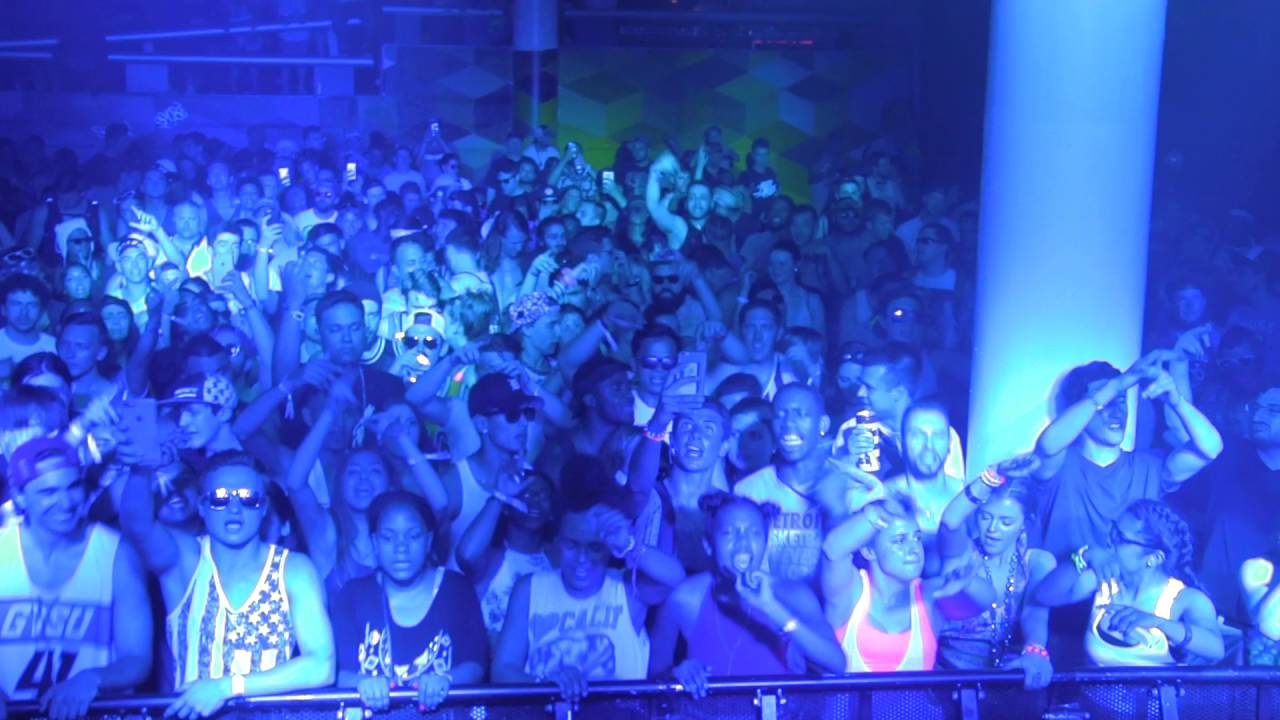 DJ SLIINK - MIDDLE FINGERS ALL-AROUND @ DETROIT MOVEMENT 2016 - 5.29. ...