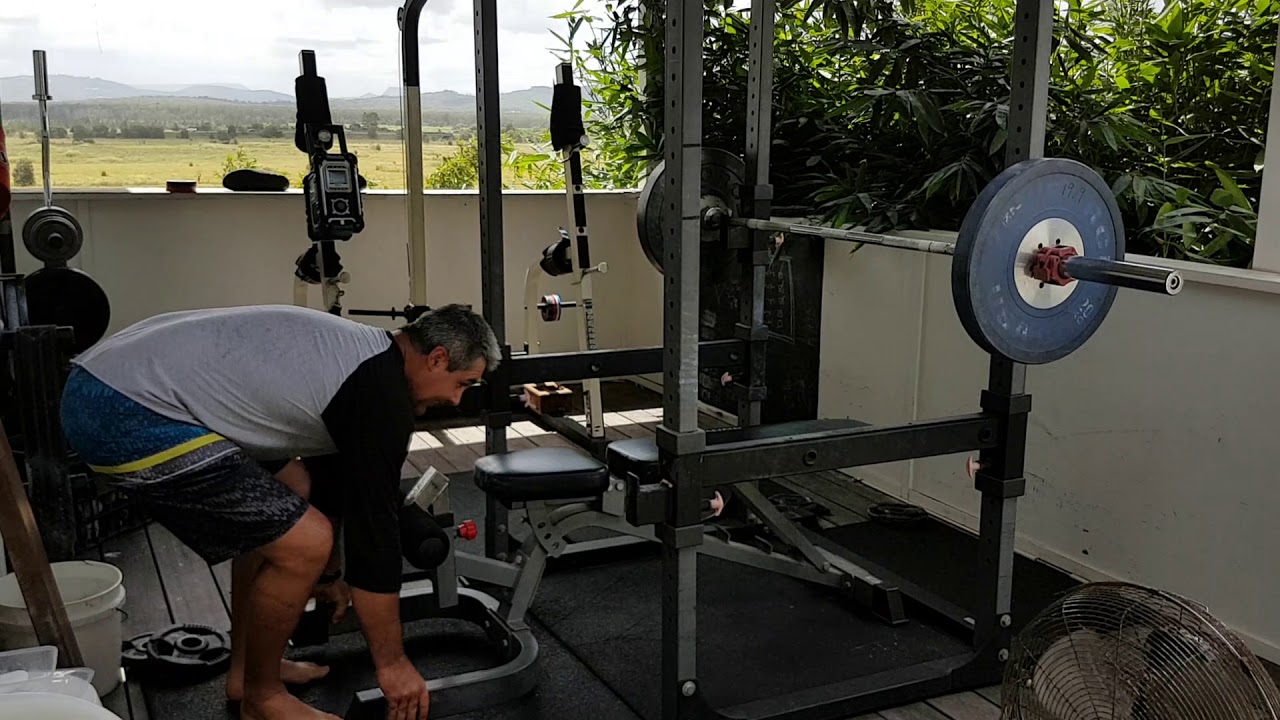 How I 'Seal Row' in a power rack (please read description before ...