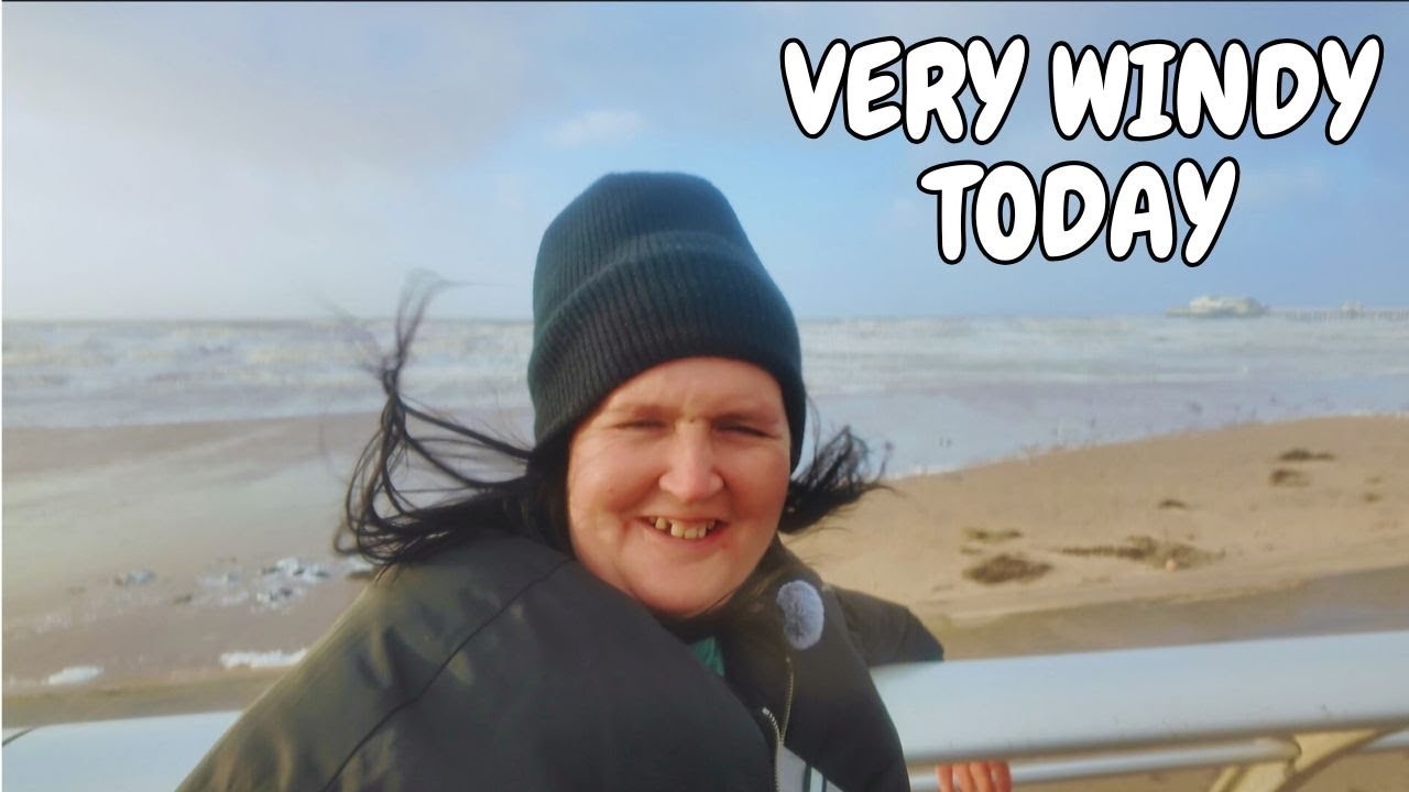 Blackpool Promenade Wow Windy!! - YouTube