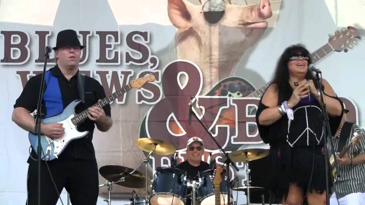 Roxy Perry, Blues, Views & BBQ 2012 - YouTube