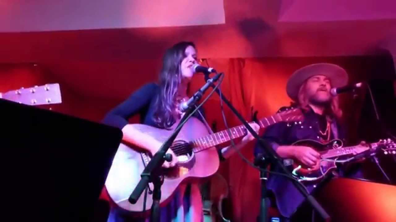 "Follow You Down"- Allison Pierce @ The Islington, London 20 Oct 2015 ...