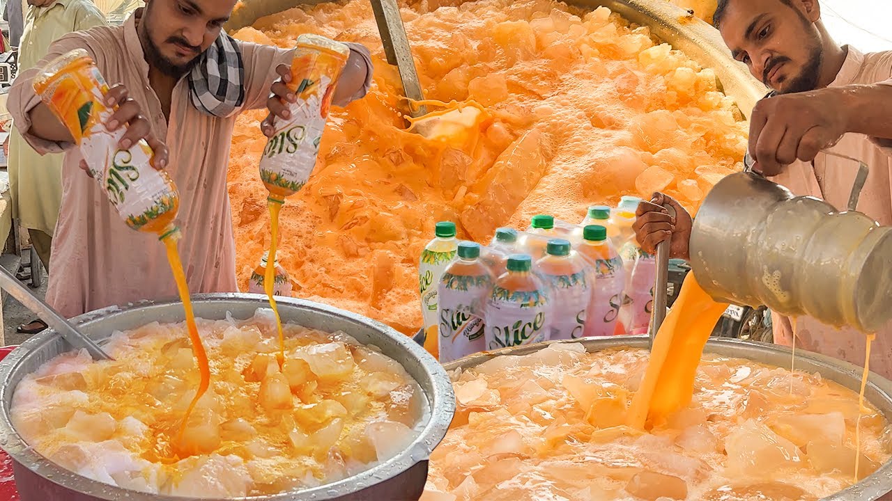 Mango Slice Juice Making | Roadside Local Street Drink Mango Milk Shake | Street Food Karachi ...