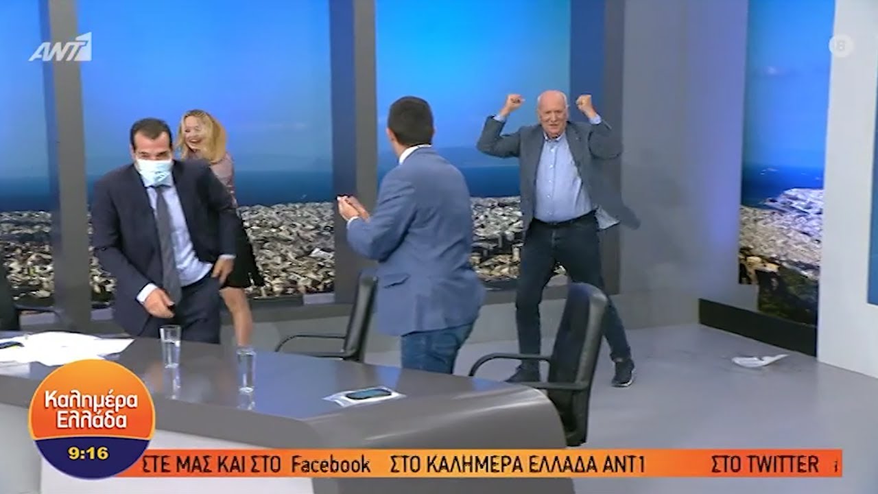 Ο Γιώργος Παπαδάκης σε ρόλο... πυροσβέστη - YouTube